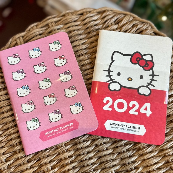 Hello Kitty | Accessories | Hello Kitty Monthly Calendar Planner Set Of ...